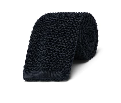 Navy Knitted Tie in Pure Silk | SUITSUPPLY US