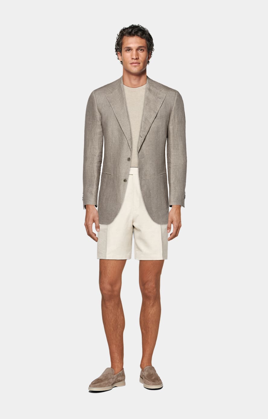 Sand Pleated Firenze Shorts in Cotton Linen | SUITSUPPLY India