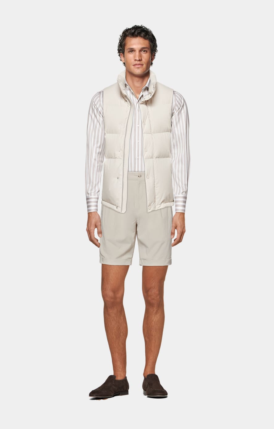 Sand Down Vest in Technical Fabric | SUITSUPPLY US