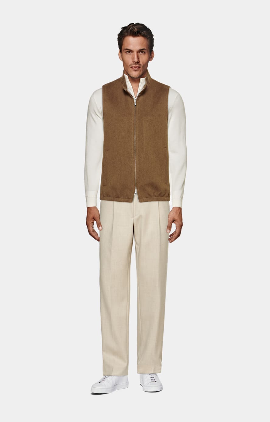 Off-White Merino Half Zip in Pure Wool | SUITSUPPLY | SUITSUPPLY US