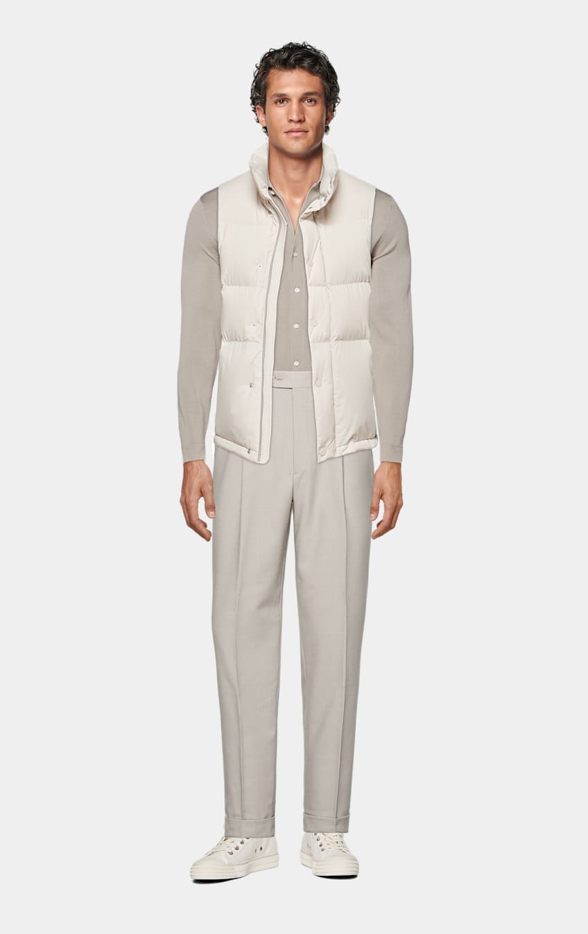 Sand Down Vest in Technical Fabric | SUITSUPPLY The Netherlands